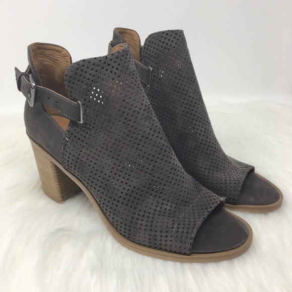 Universal Thread | Shoes | Universal Thread Open Toe Laser Cut Bootie ...